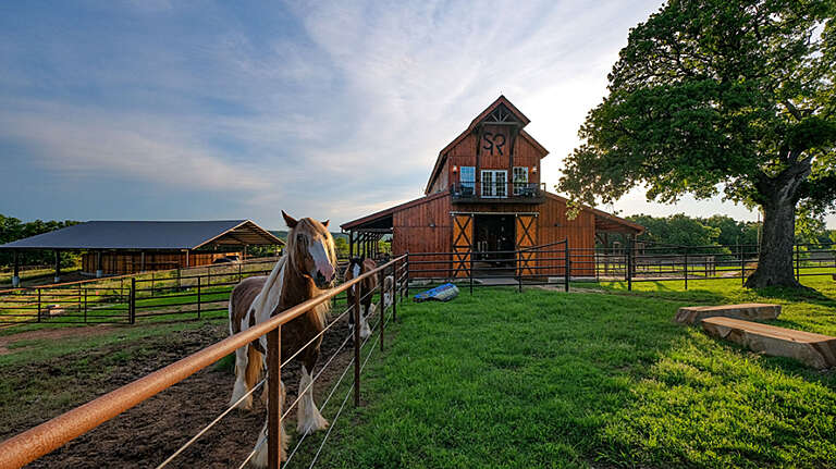 Timberlyne | Pre-Designed Post & Beam Barns