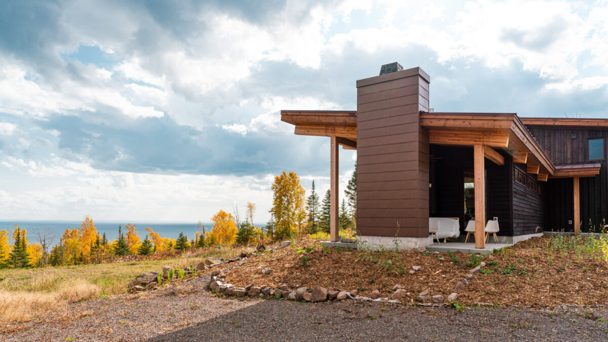 Timberlyne | Land and Sky Cabin