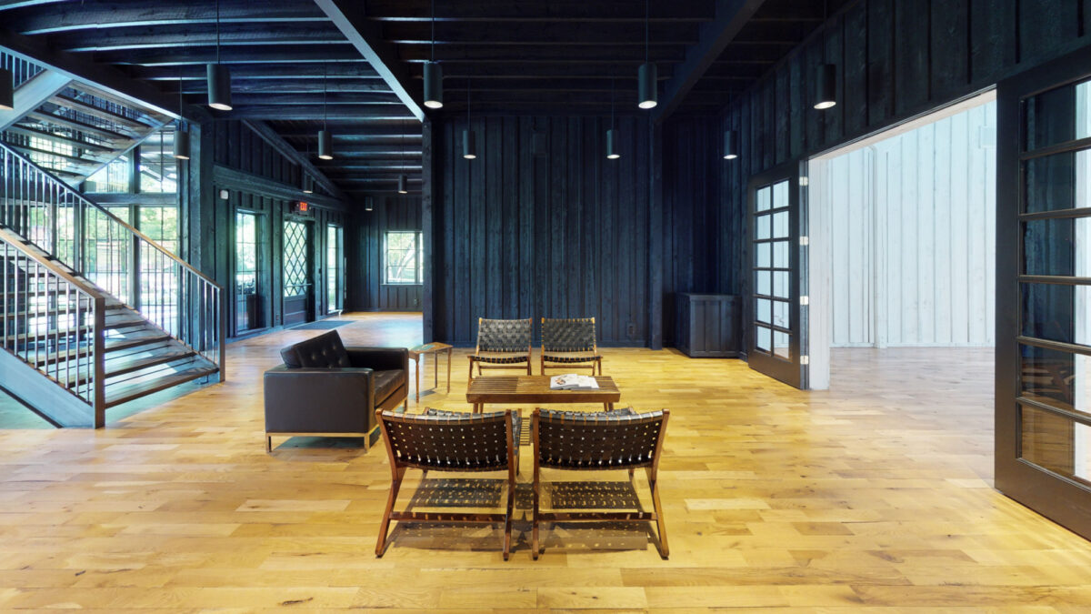 Timberlyne | Spain Ranch Black Barn