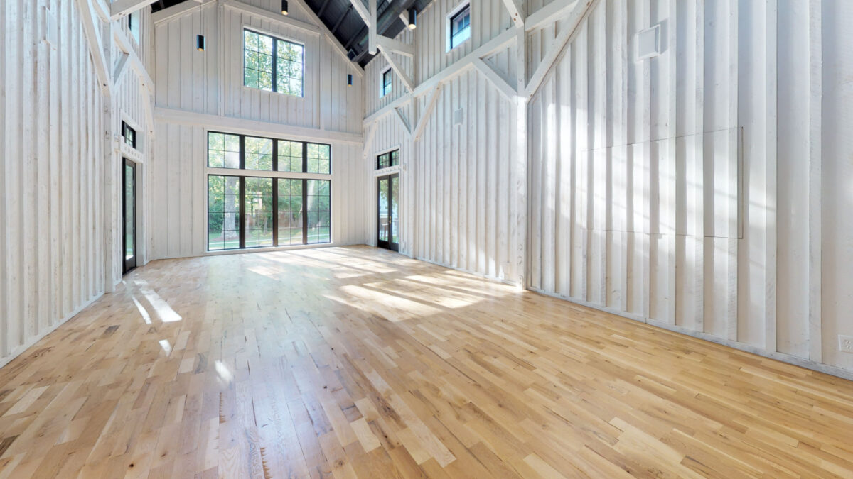 Timberlyne | Spain Ranch Black Barn