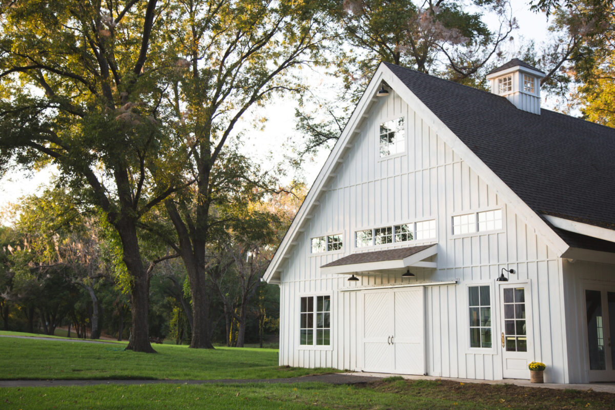 Timberlyne | Spain Ranch White Barn