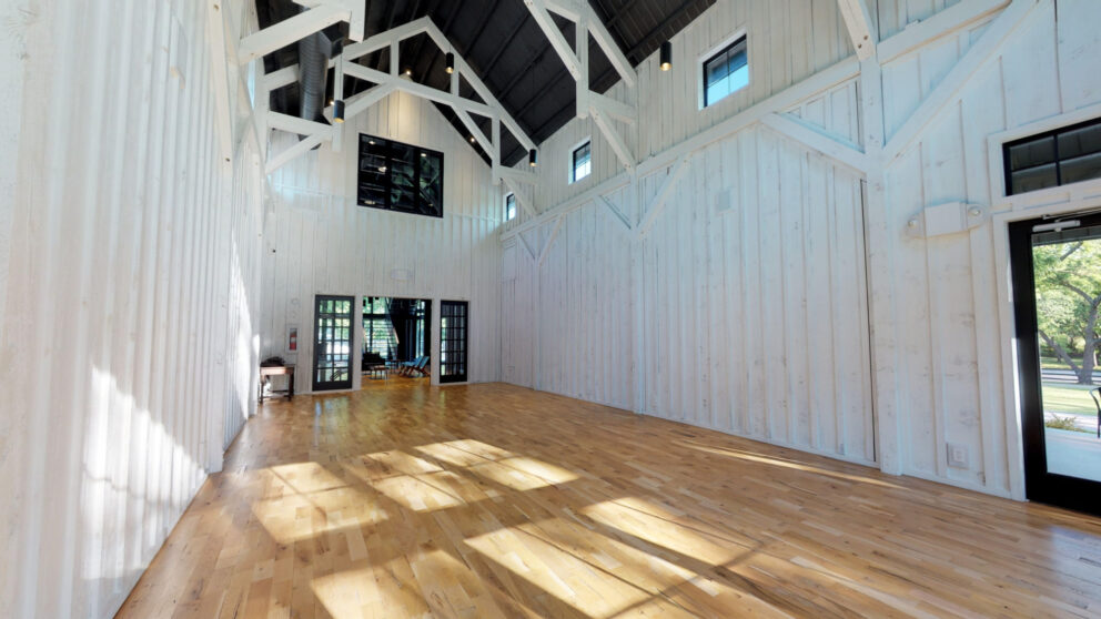 Timberlyne | Spain Ranch Black Barn