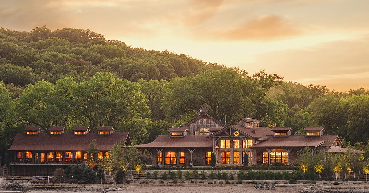 Timberlyne | Lakeside Estate