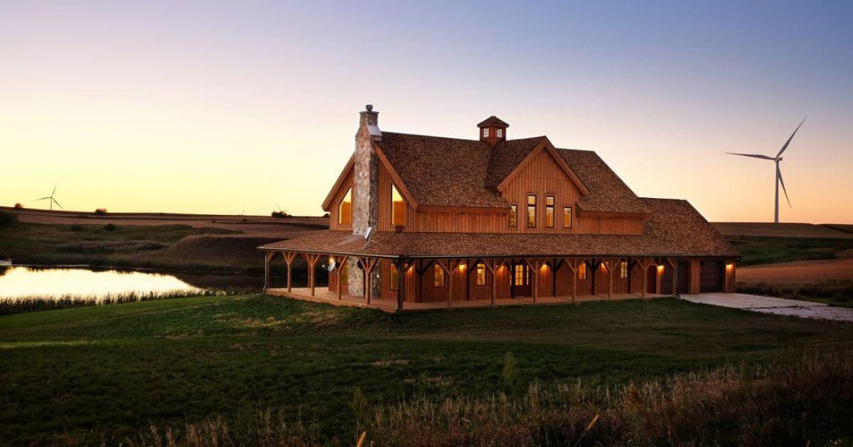 Timberlyne | Sunny Iowa Home