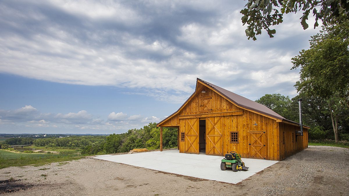 Timberlyne | Hillside View Post Frame