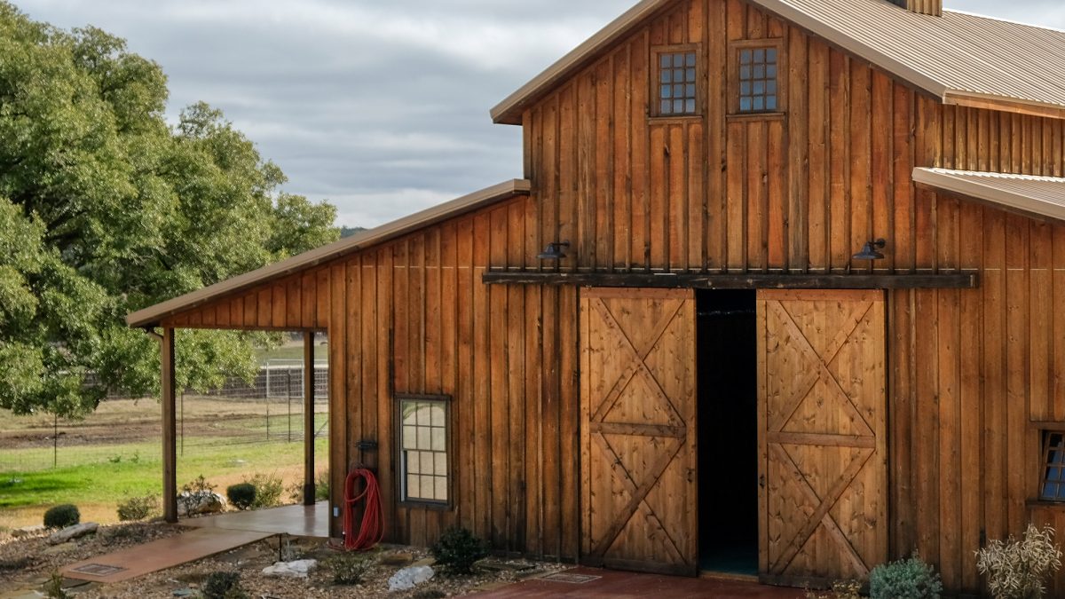 Timberlyne | Custom Post & Beam Barns