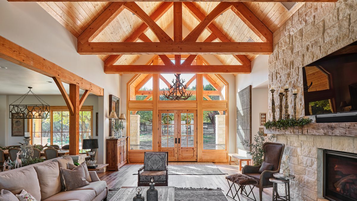Timberlyne | Custom Post & Beam Barns Residential Professionals