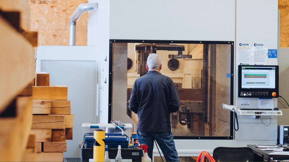 Timberlyne | Custom Post & Beam Barns Residential Professionals