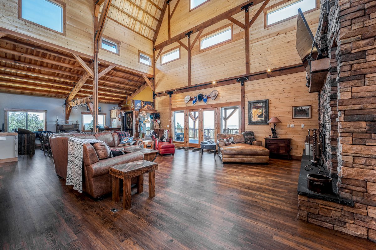 Timberlyne | Four Story Country Dream