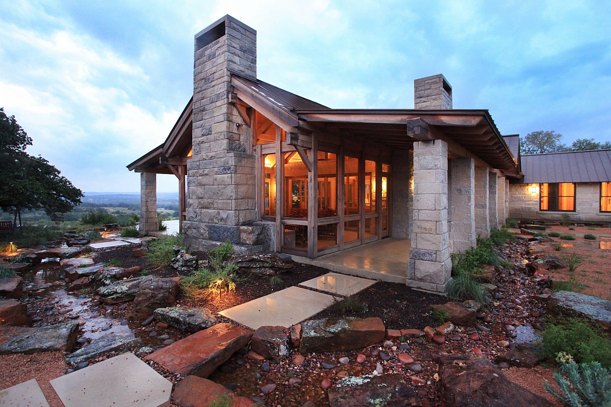 Timberlyne | Secluded Hybrid Home