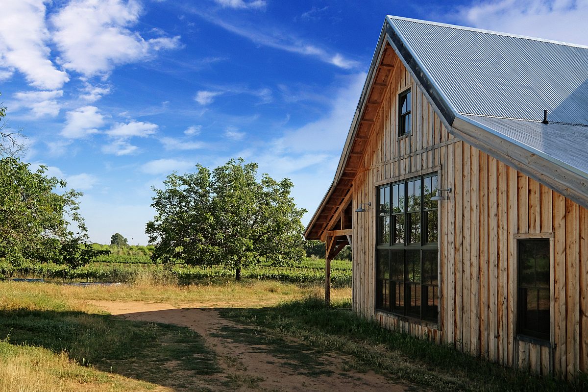 Timberlyne | California Barn