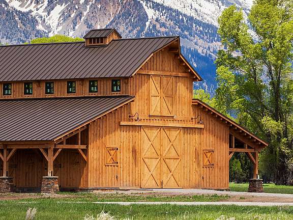 Timberlyne | Texas Timber Frames