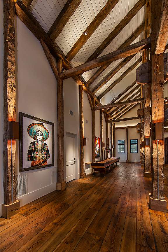 Timberlyne | Reclaimed Party Barn