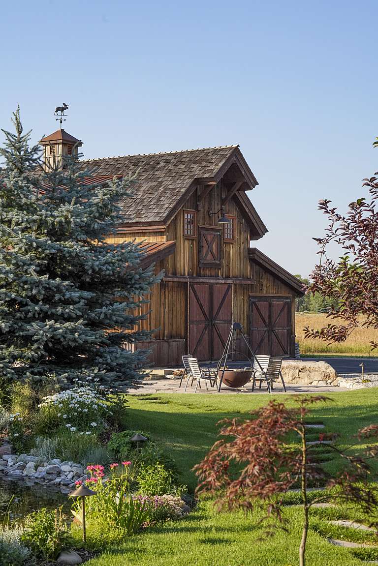 Timberlyne | Backyard Garden Oasis