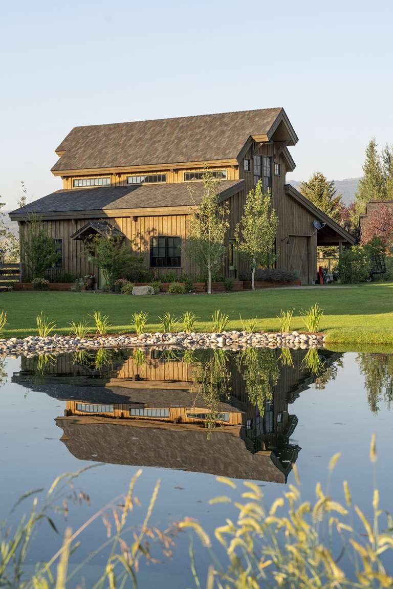 Timberlyne | Creative Backyard Barn