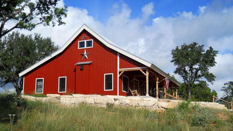 Timberlyne | Texas Barn Home