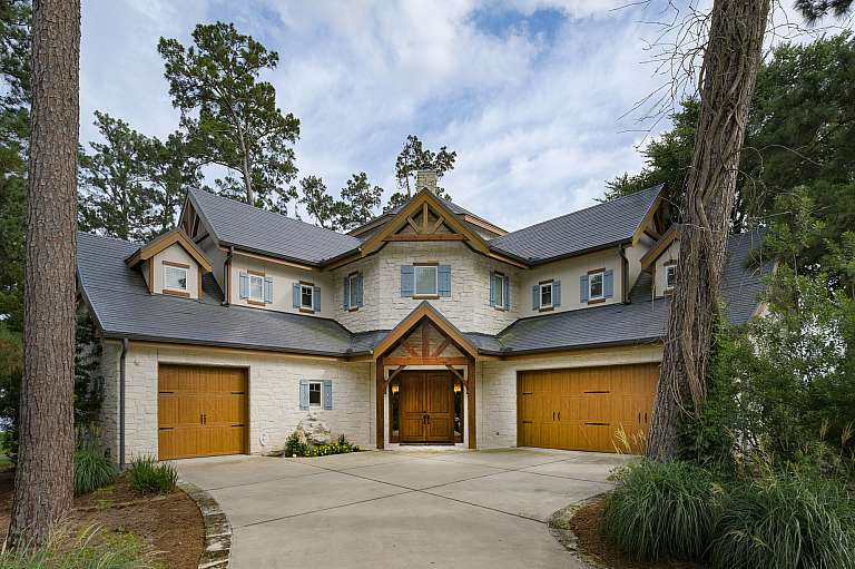 Timberlyne | Three Story Masterpiece