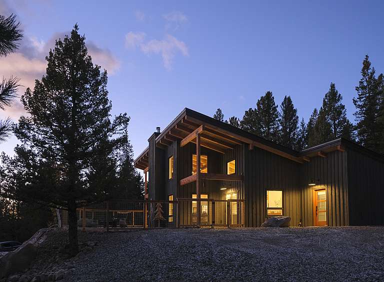 Timberlyne | Modern Minimalist