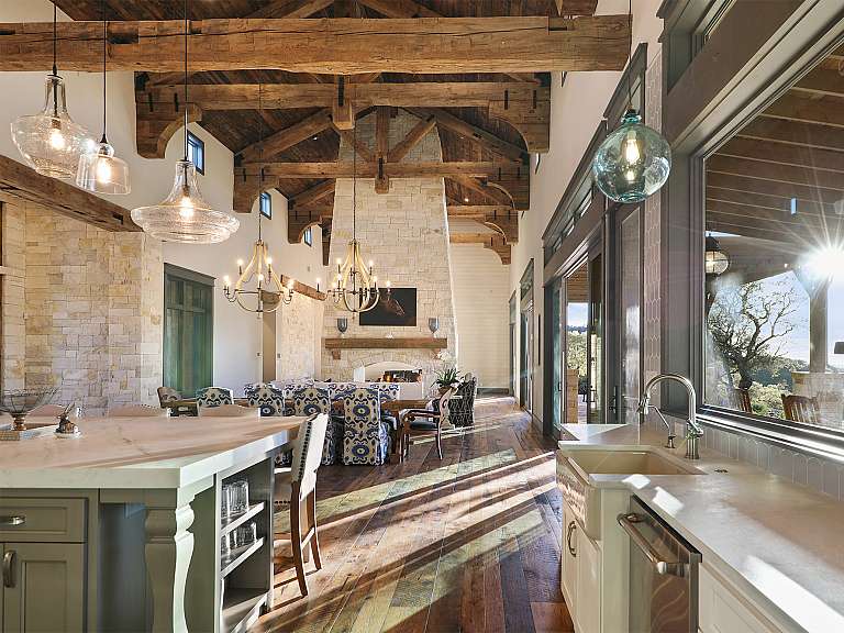 Timberlyne | Texas Timber Frames