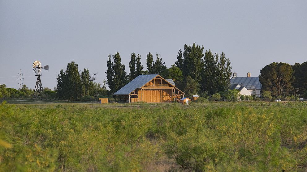 Timberlyne | Airplane Hangar