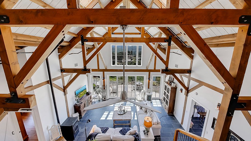 Timberlyne | Custom Post & Beam Barns