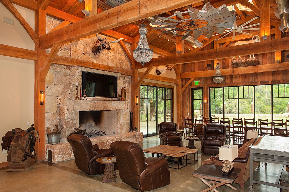 Timberlyne | Party Barn