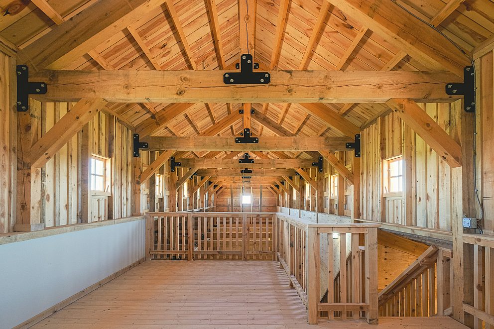 Timberlyne | The Falcon Barn